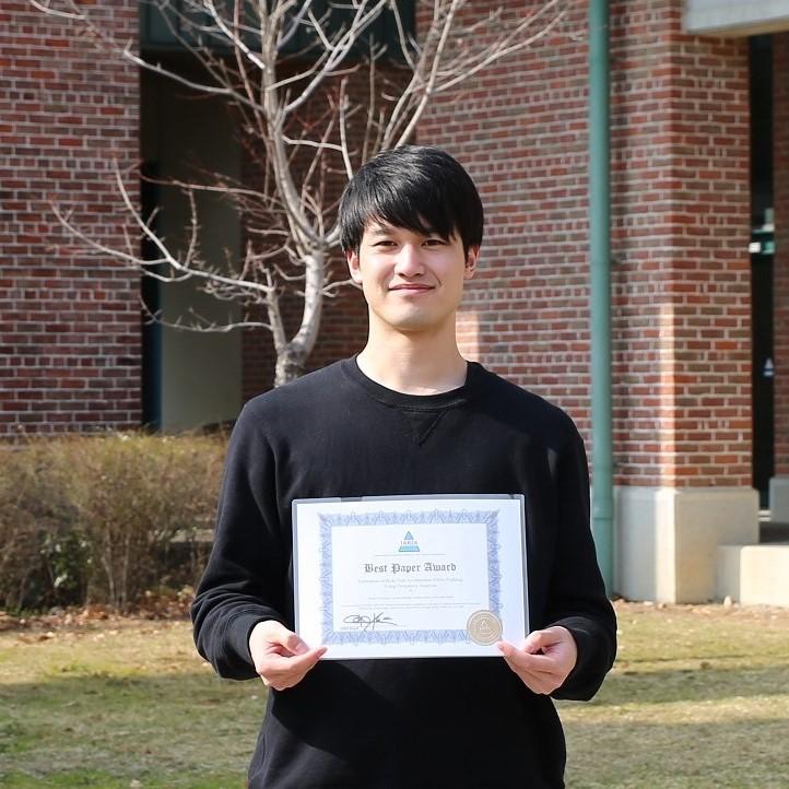A KUT student received the Best Paper Award at international conference ...
